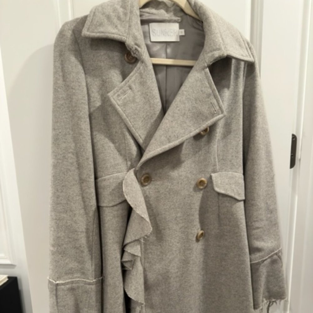 Coat --Grey With Ruffle And Raw Edge - Gem